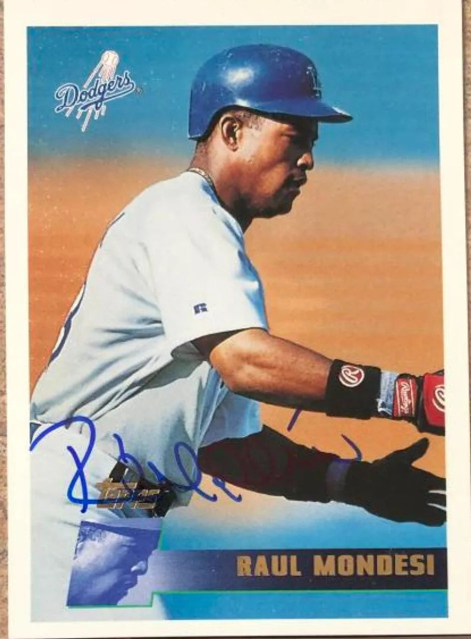 Raul Mondesi Signed 1996 Topps Baseball Card - Los Angeles Dodgers Raul Mondesi Signed 1996 Topps Baseball Card - Los Angeles Dodgers